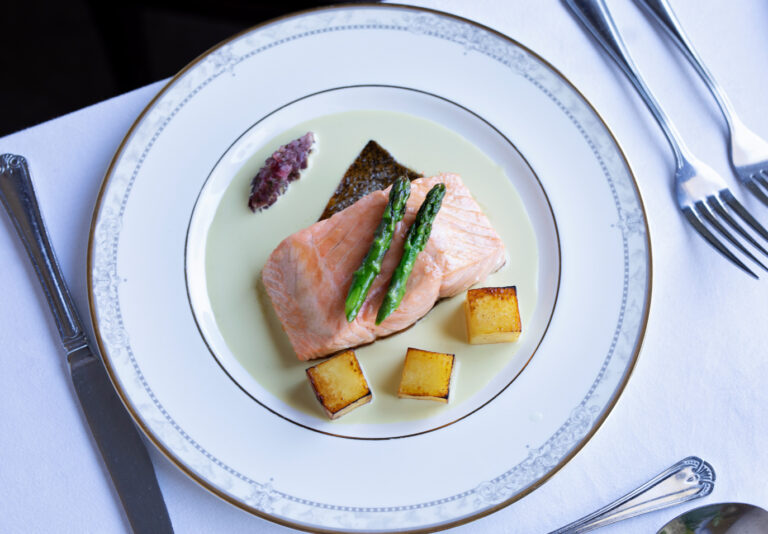Sample Menus at Signal Restaurant, Station House Hotel