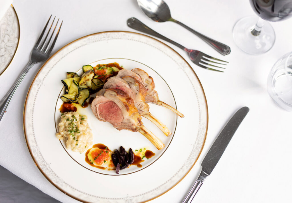 Sample Menus at Signal Restaurant, Station House Hotel